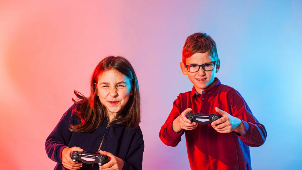 How To Make and Use a Shield in Minecraft – Sweet Discord