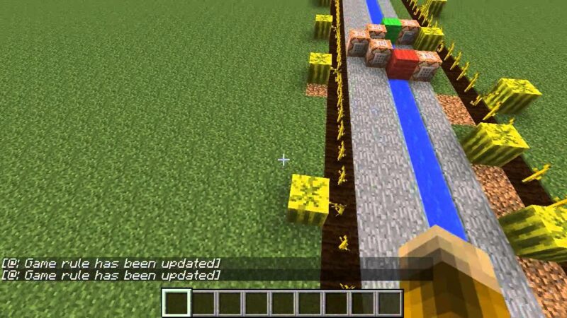 How To Grow Melons In Minecraft: Creating a Minecraft Melon Farm ...